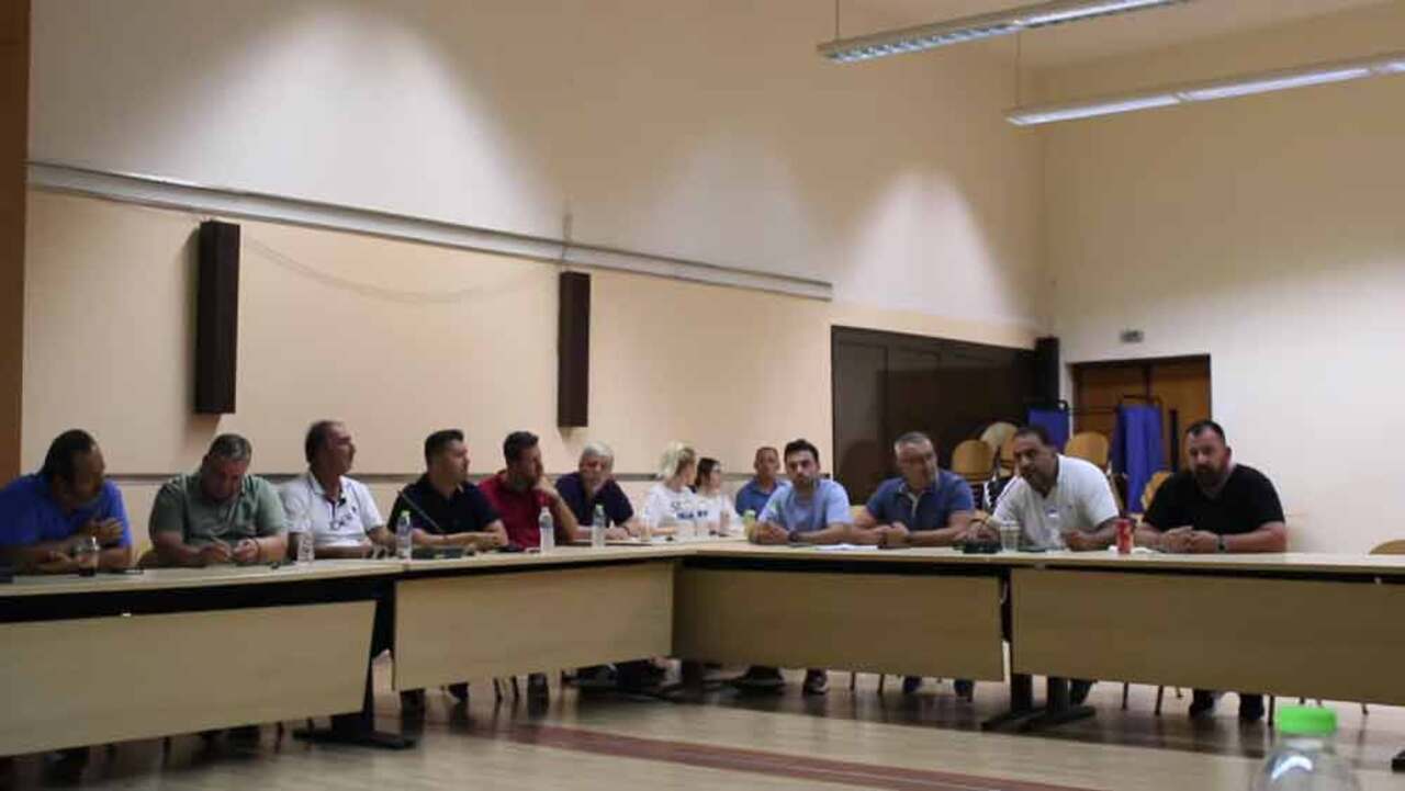 ΑΝΑΨΑΝ ΤΑ ΑΙΜΑΤΑ ΣΤΟ ΔΗΜΟΤΙΚΟ ΣΥΜΒΟΥΛΙΟ ΠΕΛΛΑΣ* ΚΑΤΑΓΓΕΛΙΕΣ ΓΙΑ ...