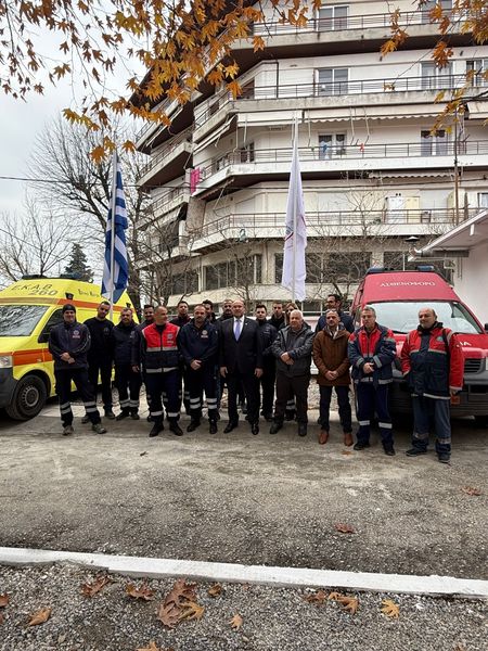 Ο Λάκης Βασιλειάδης στα εγκαίνια του Ανακαινισμένου Τομέα ΕΚΑΒ Έδεσσας ...